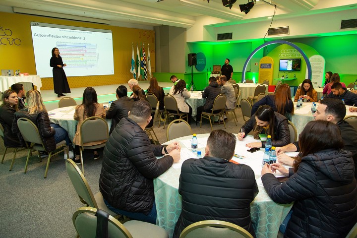 SICREDI: Eventos sobre liderança e transformação para futuro mais ...